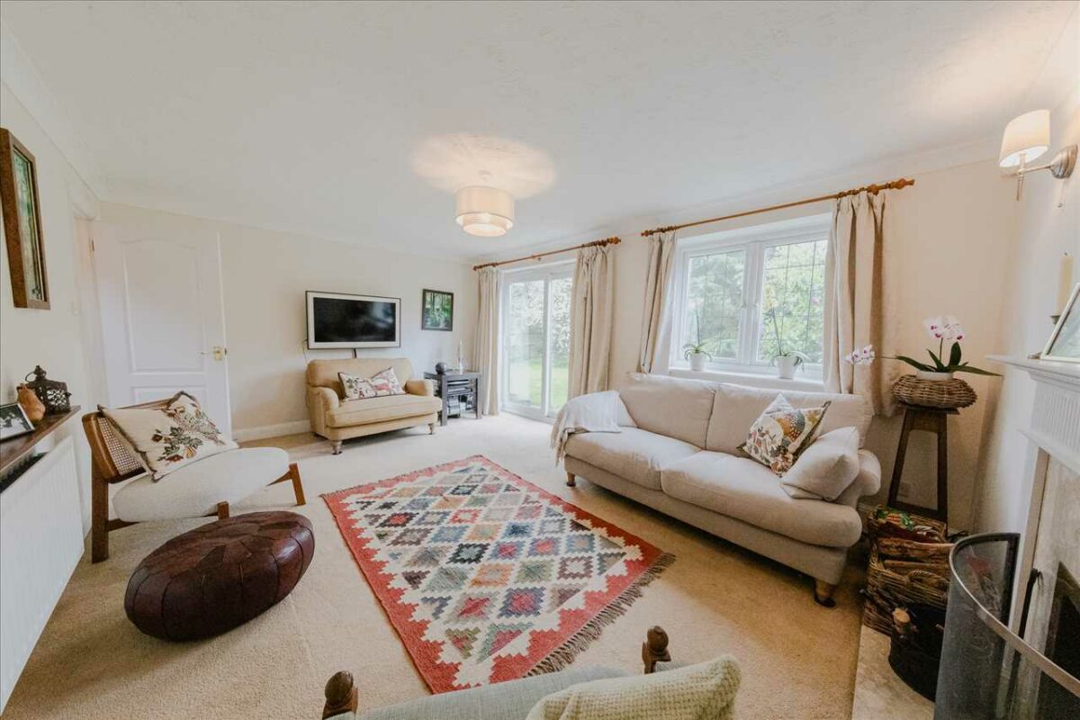 Crowborough Lane, Milton Keynes - Alexander Lawrence