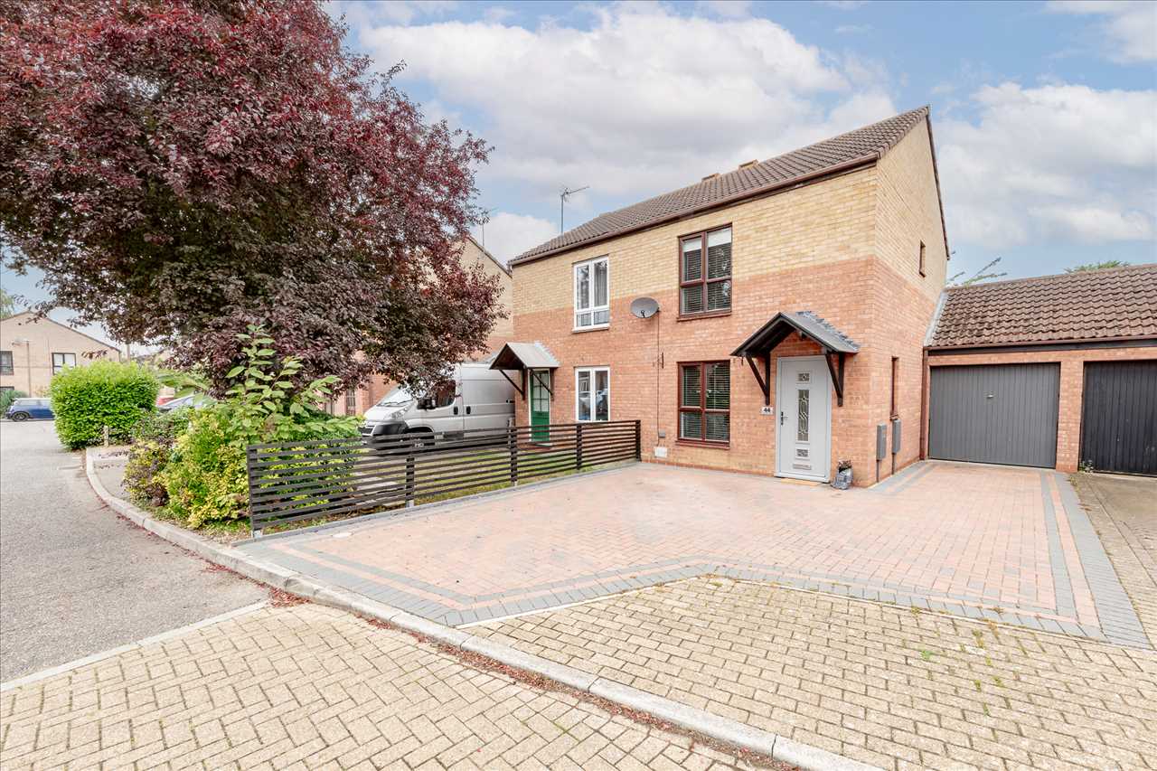 Christian Court, Milton Keynes - Alexander Lawrence